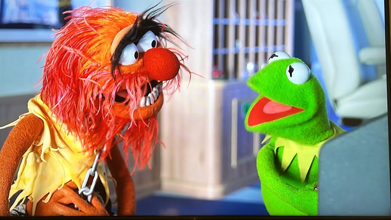 Muppets Exclusive Clips from the Disney Cruise Line Treasure Maiden ...