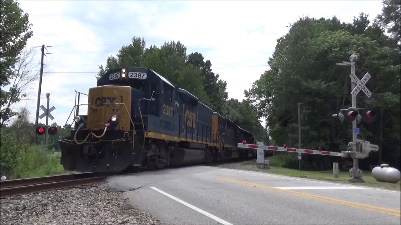 GP35RS Leading CSX F711 By Kittrell - YouTube