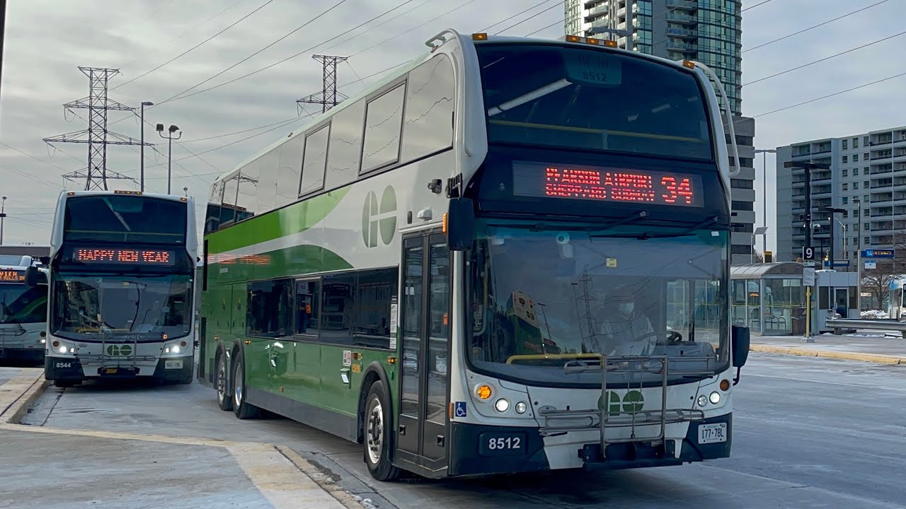 (Original speed video) GO Transit Bus #8512 @ 34 (to Pearson Airport ...