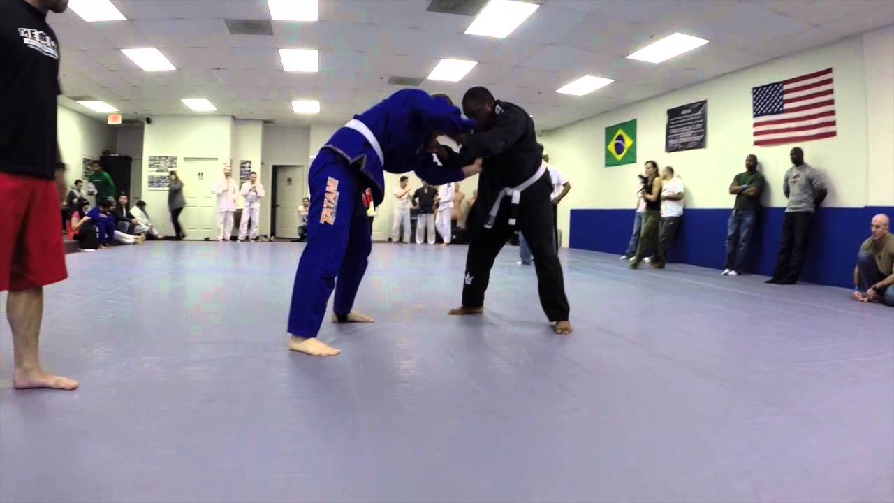 Pentagon MMA BJJ - Sean Hailey and Chris Maski - Big Brothers In-House ...