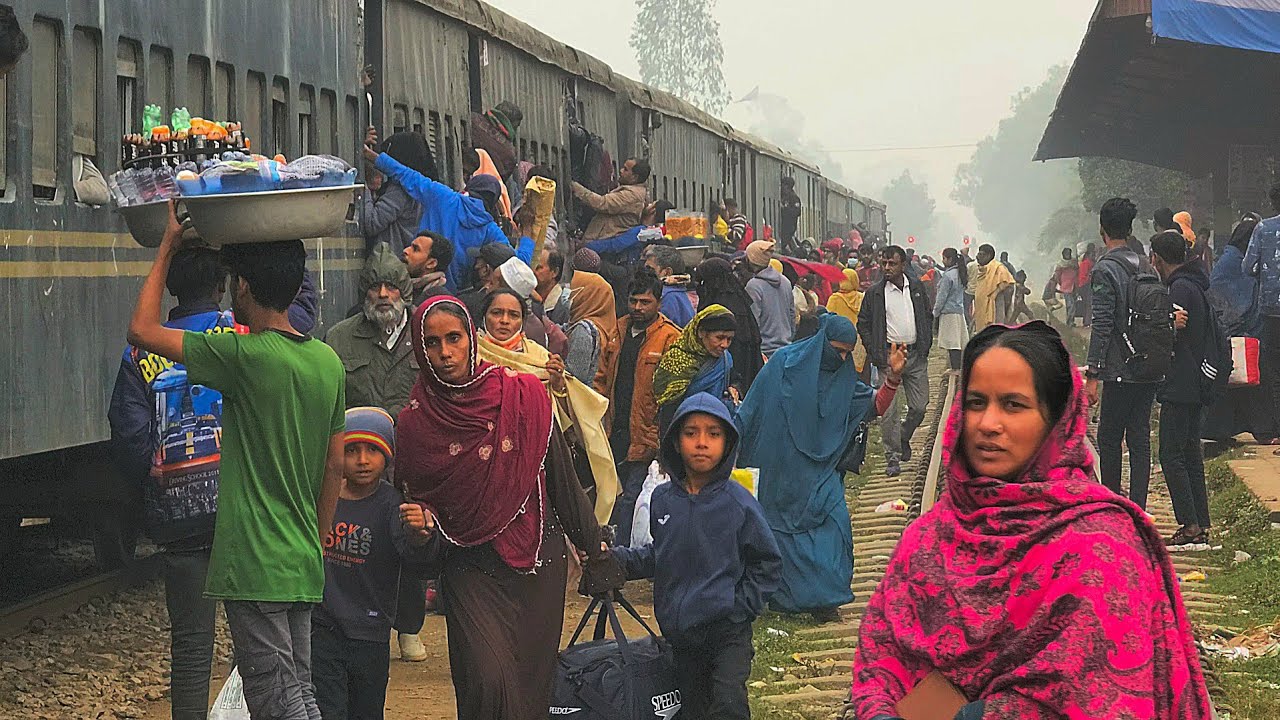 Bolaka Express train | Local train of Bangladesh | Dhaka mymensingh ...