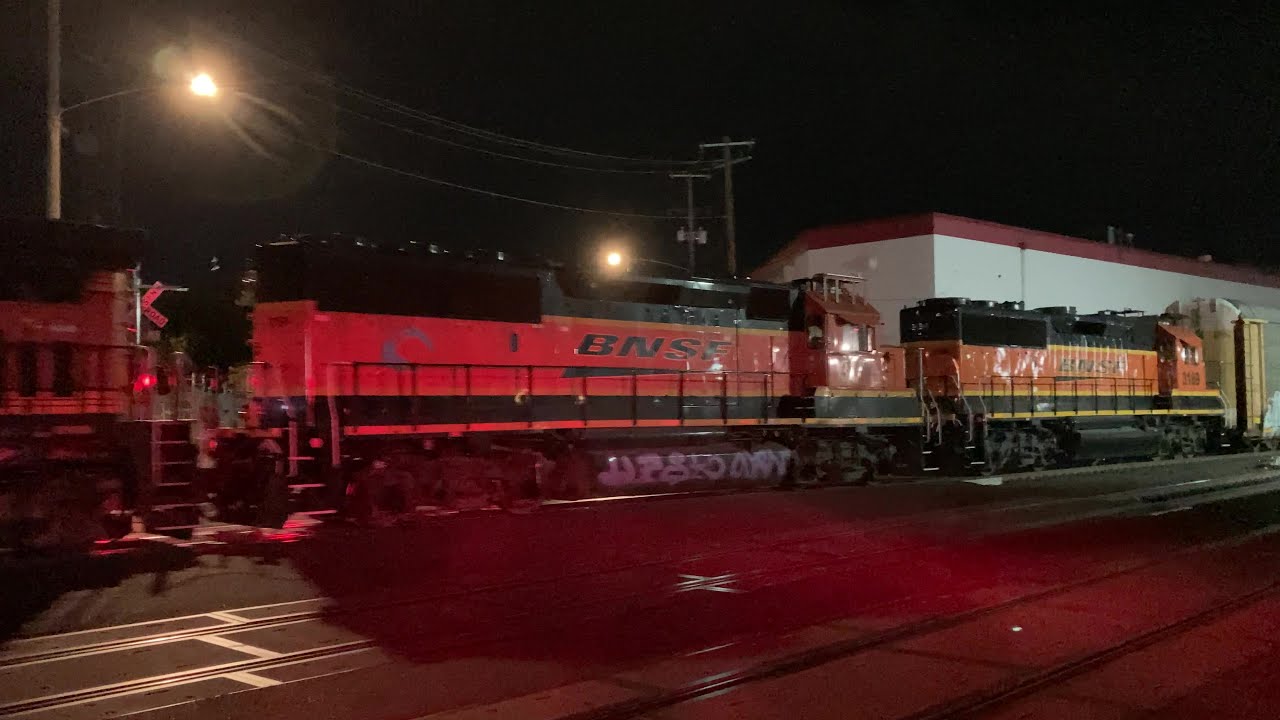 Pair Of GP50s (GP25s) On BNSF H-PASTAC (Railfanning 9-17-2023) - YouTube