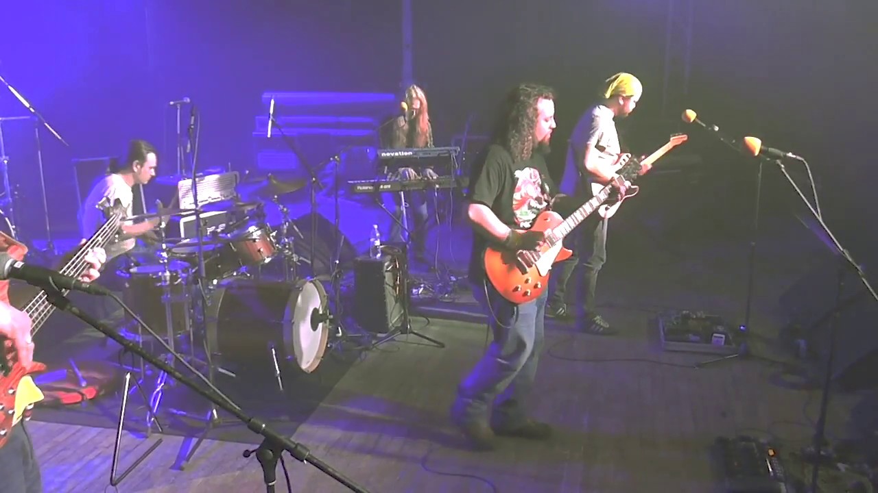 Yellow Snow - Trey at Stodoła 2018 - YouTube