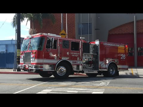 LAFD Engine 26 Responding - YouTube
