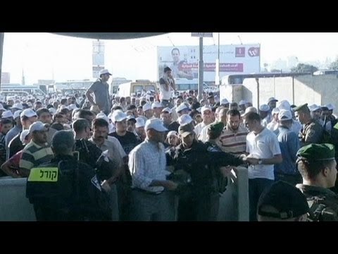 Молитвы и демонстрации в последнюю пятницу Рамадана