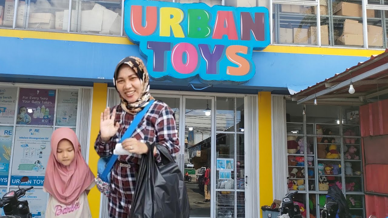 belanja mainan di urban toys cuma 260.000 bisa dapat banyak 😱 || mia ...