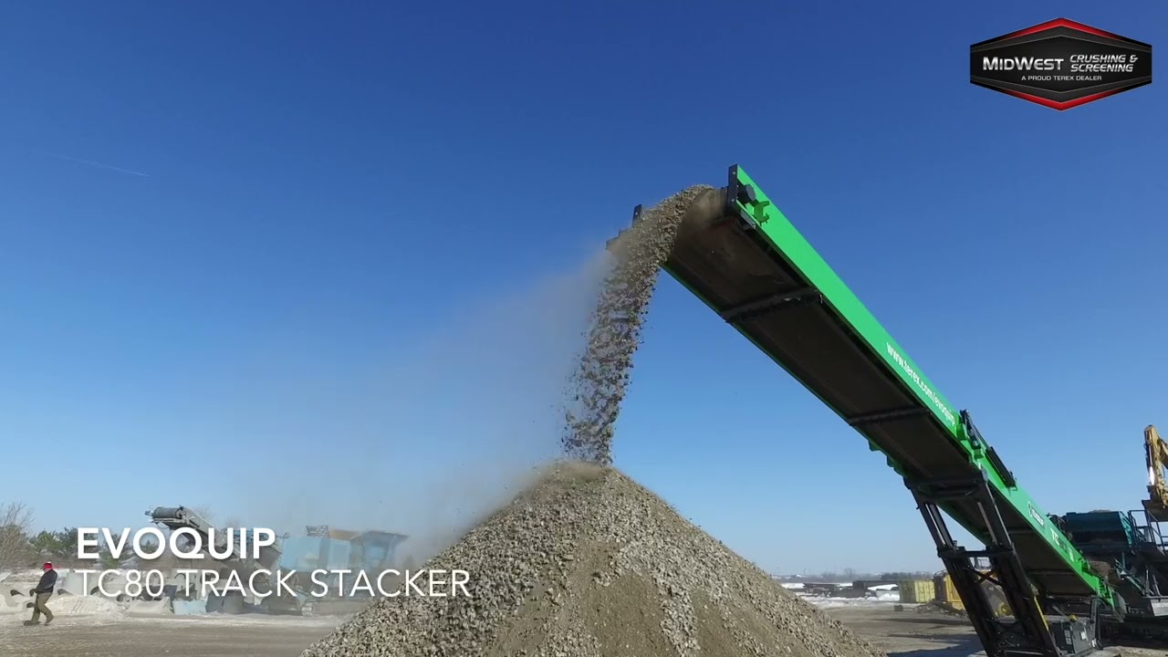 Crushing Concrete with the Powerscreen Gladiator TP320SR - YouTube