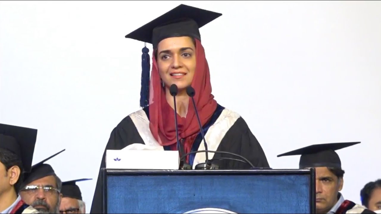 Dr. Haniya Azam Speech | Convocation 2022 | LUMS - YouTube