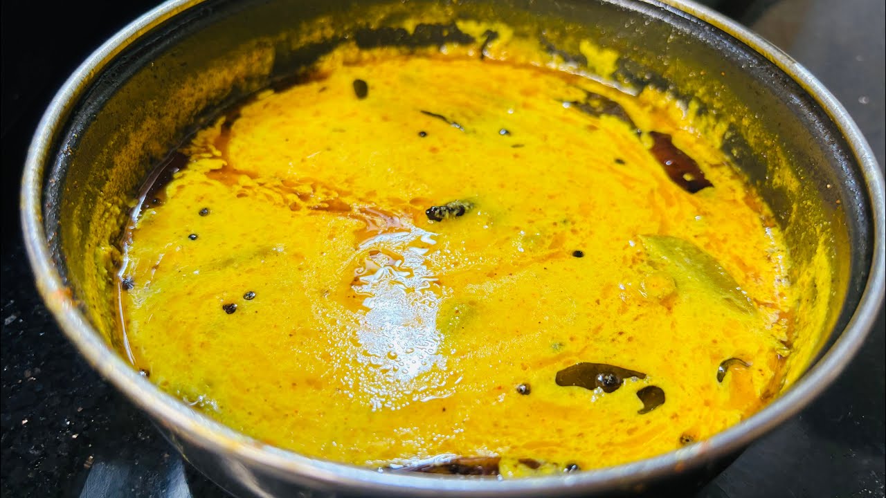 Palakkadan Payar Curry Recipe | 2-Minute Recipe | Kitchen Diaries - YouTube