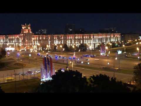 Putin’s motorcade beautifully sweeps along Leninsky Avenue Gagarin Square Moscow 20:08 7 September