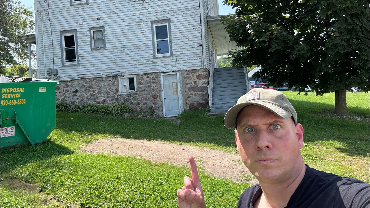 VIDEO WALKTHROUGH | Did a Serial killer live here? - YouTube