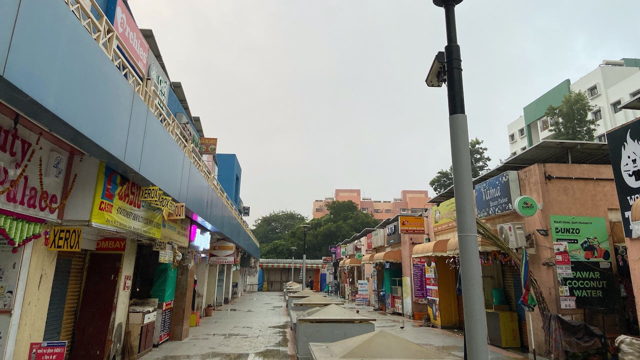 Destination Centre Magarpatta Pune | Food | Shopping Center - YouTube