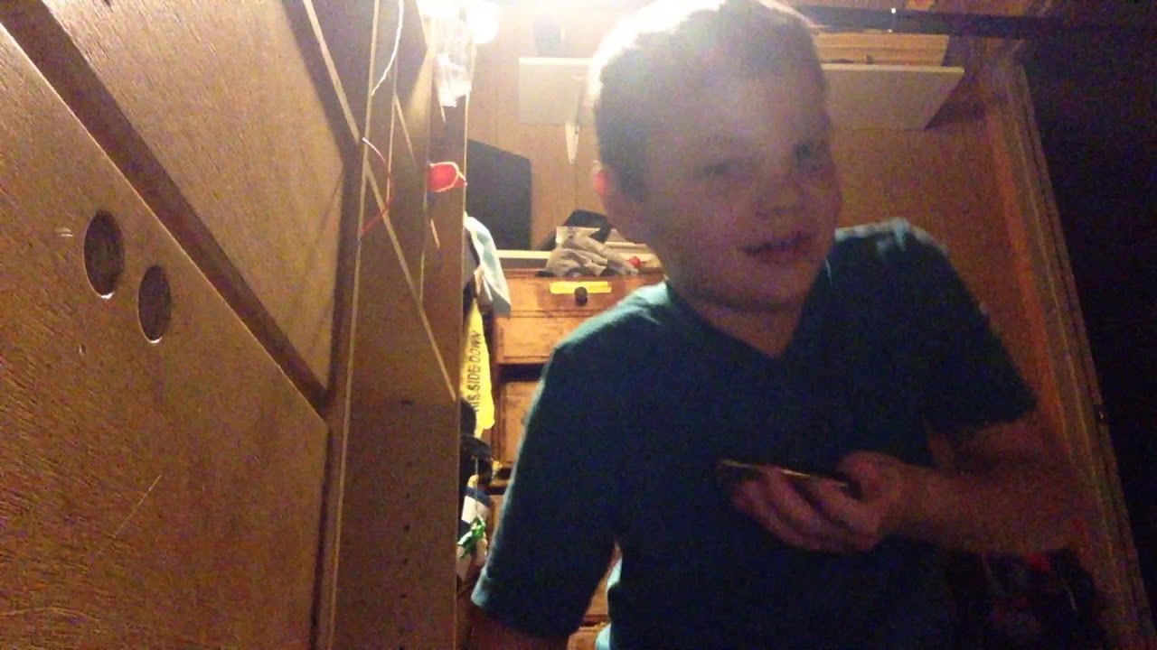 First time playing on a sertant instrument - YouTube