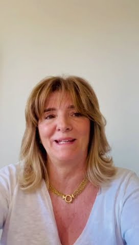 Filipa Pinto Cardoso presenting about Powerful Women Inside out - YouTube