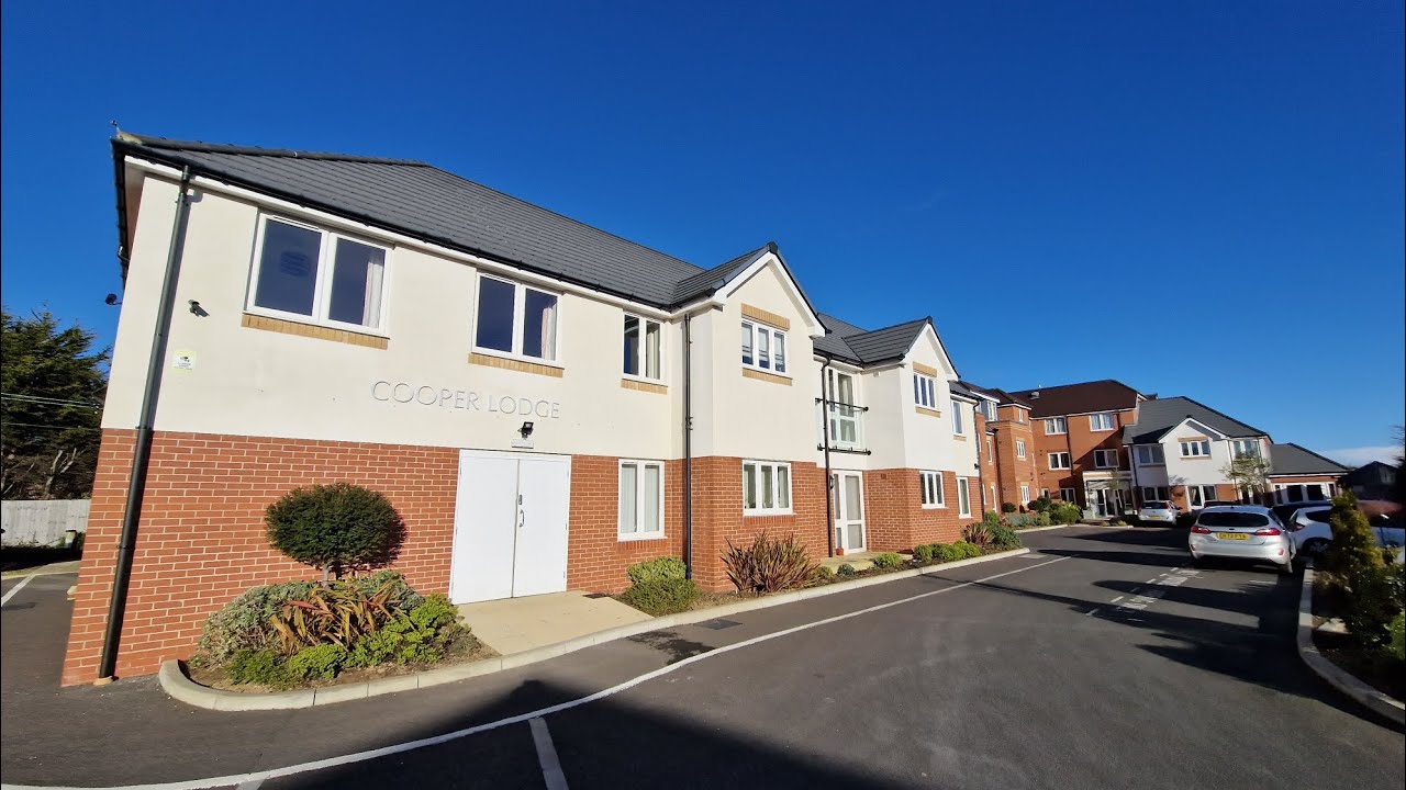 RETIREMENT APARTMENT INSIDE THE FRINTON GATES - YouTube