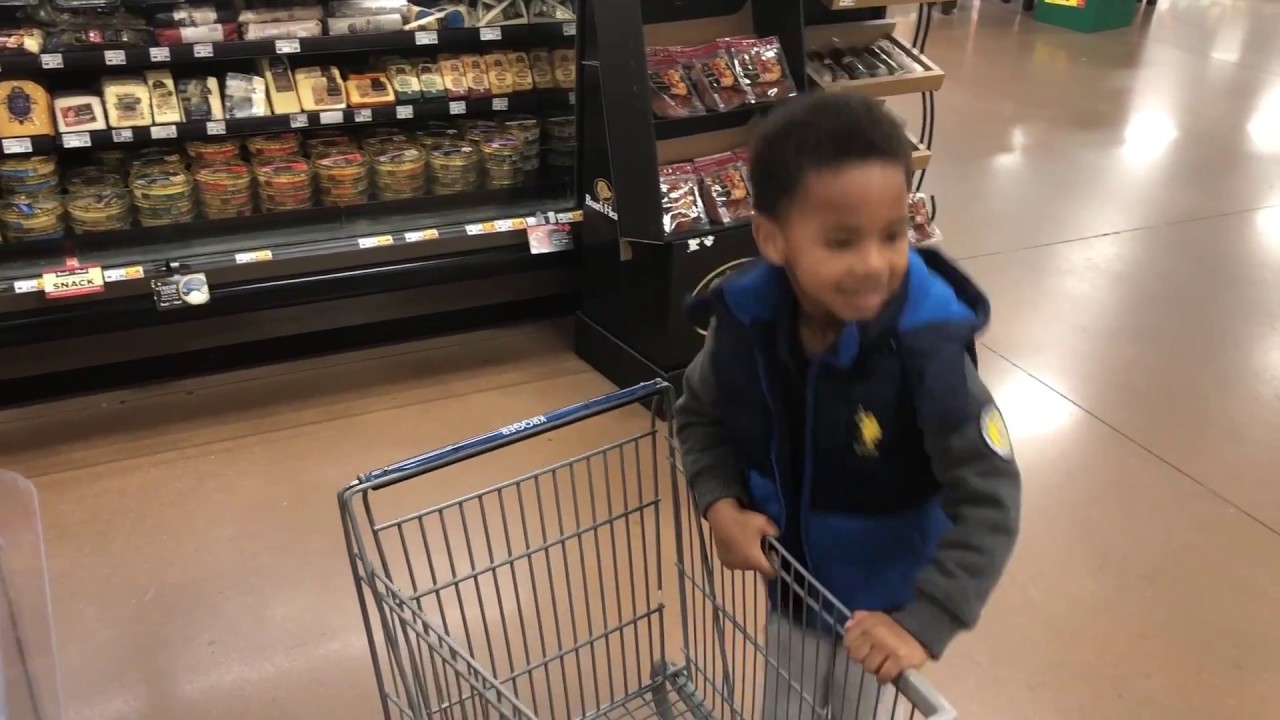 KID GOES SHOPPING WITH FUN SIZED CART!! - YouTube