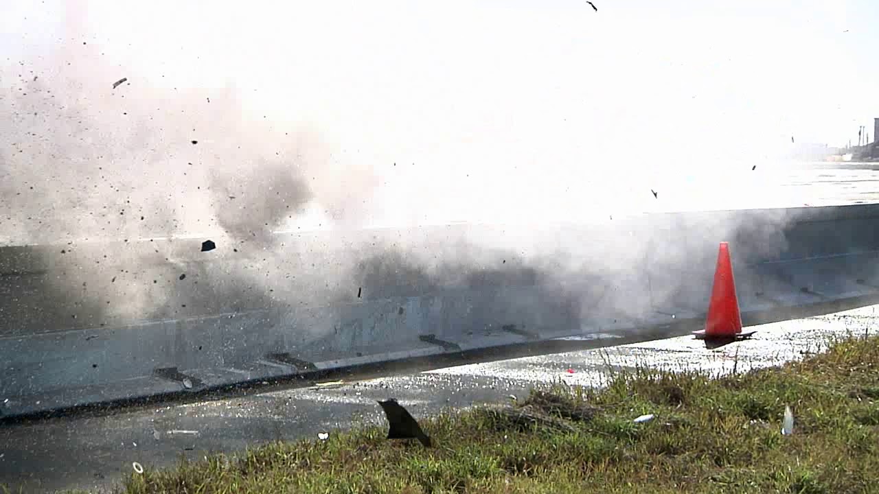 RoadSafe Traffic Systems, Inc. - Zoneguard Steel Temporary Barrier ...