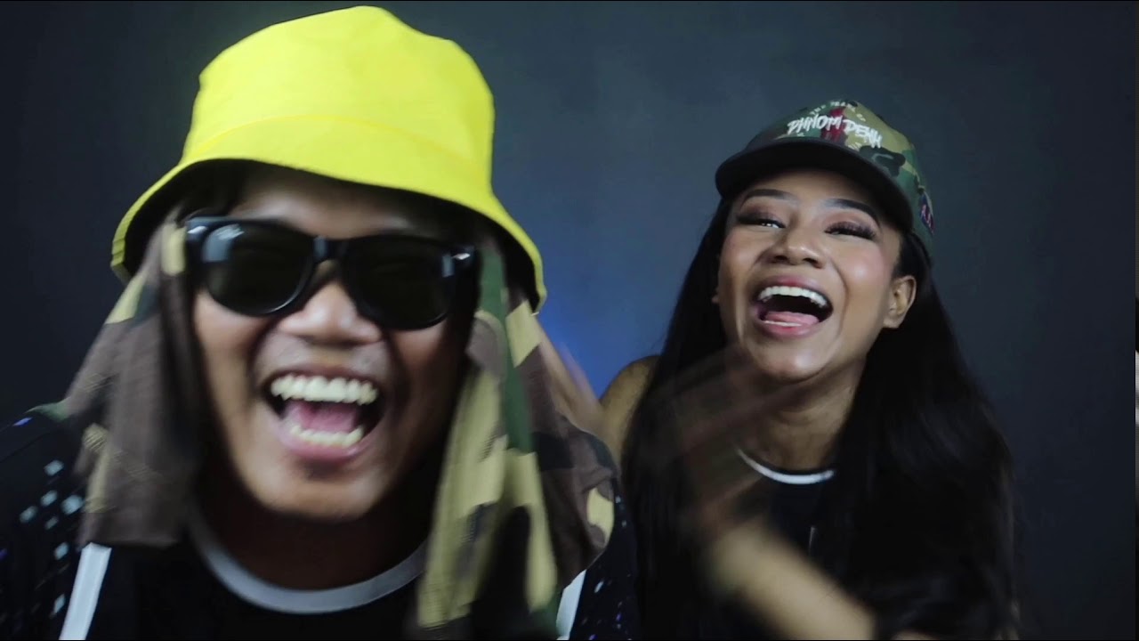 Rap battle part 2 😎😂 🎤 Who is the winner ? - YouTube