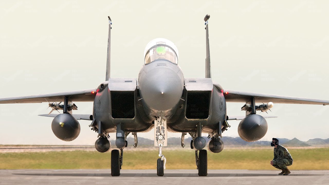 US Giant F-15 Receives Massive Ammo Load - YouTube