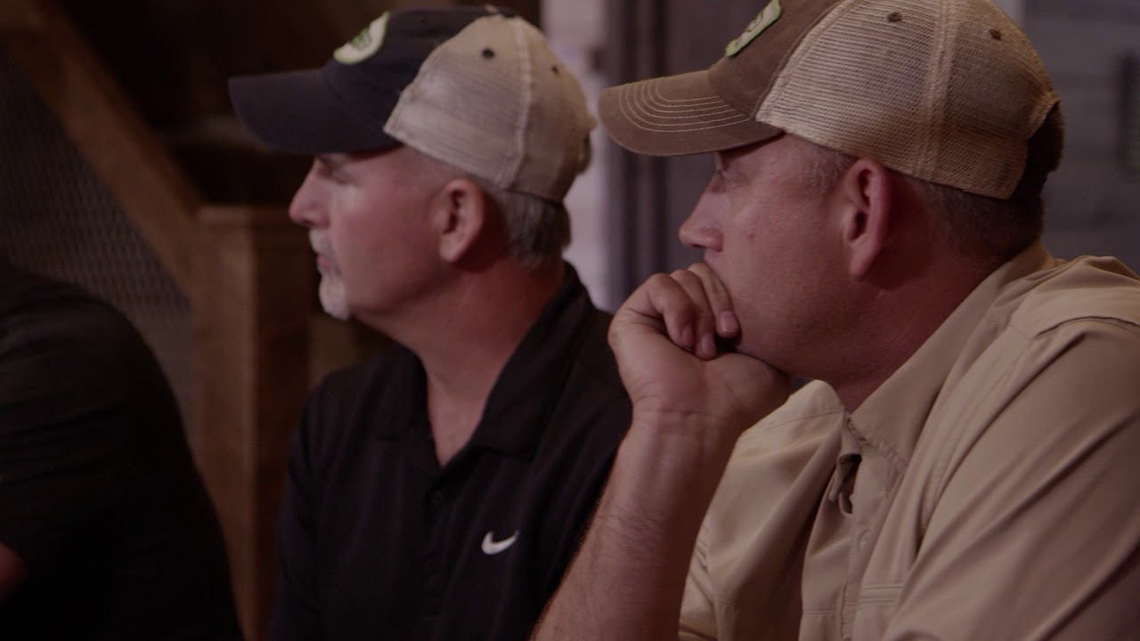 The Best Deer Hunters of Our Era? - Whitetail Hacker - YouTube