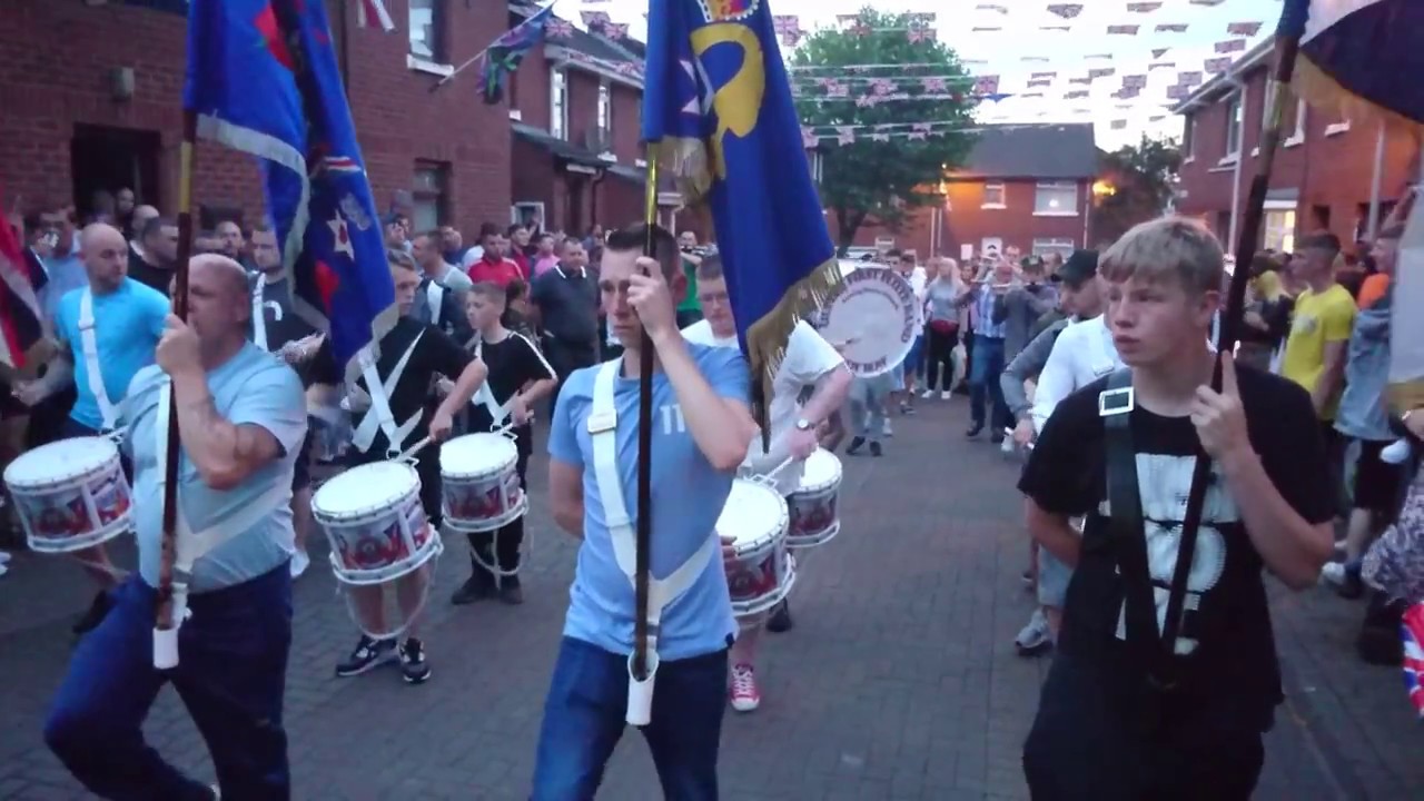 Ulster First Flute Band - UFFB - TOUCH OF HEATHER - YouTube