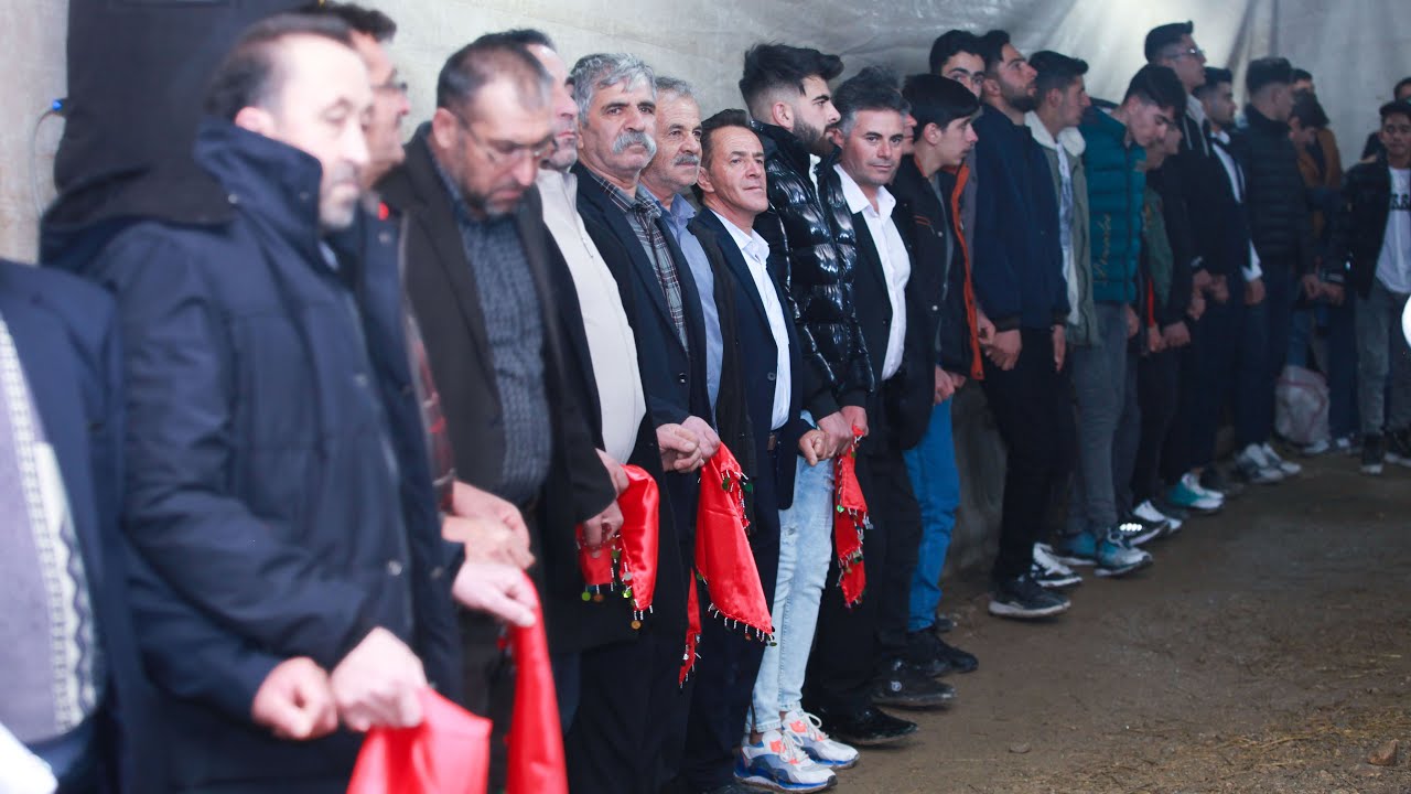 🔴 رقص حماسی یاللی در عروسی روستایی آذربایجان! 🎶🔥 | Azerbaijani Yalli ...