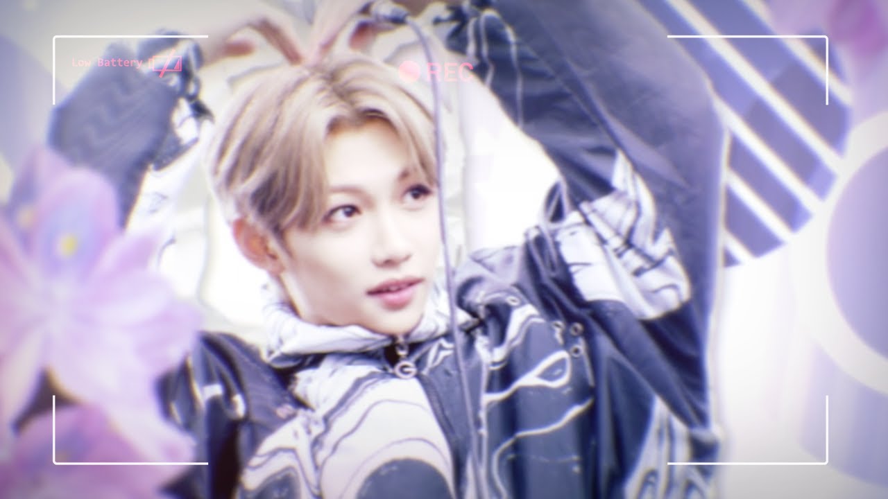 lee felix | paper rings - YouTube