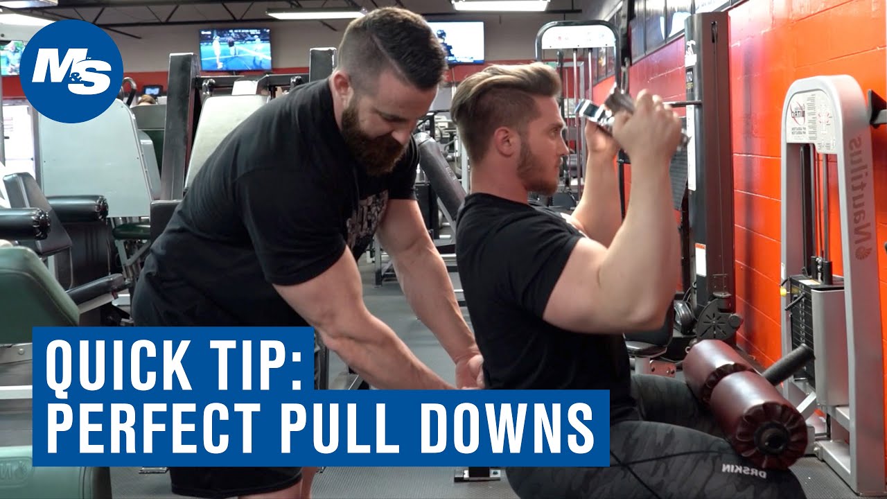 Quick Tip: How to Perfect Your Lat Pull Downs - YouTube