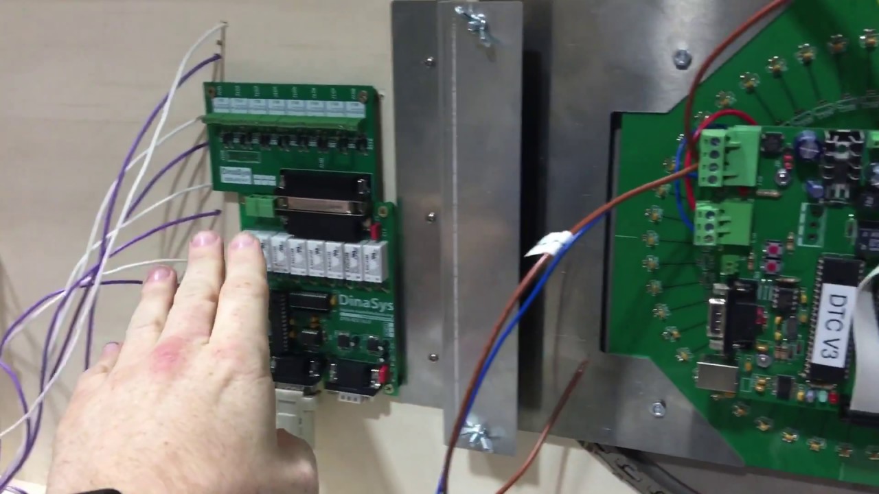 DCC Train Automation Demo layout - YouTube