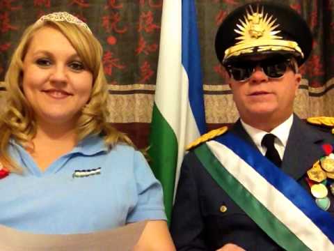 Q&A with The President and First Lady of the Republic of Molossia ...