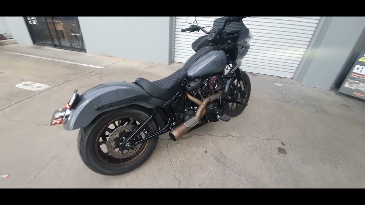 my lowrider s with advan black fairing shes a beast @gc2pac - YouTube