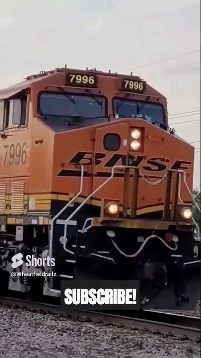 BNSF 7996 LEADS A EASTBOUND FREIGHT TRAIN INTO MURRAY YARD IN KANSAS CITY! #shorts #railway # ...