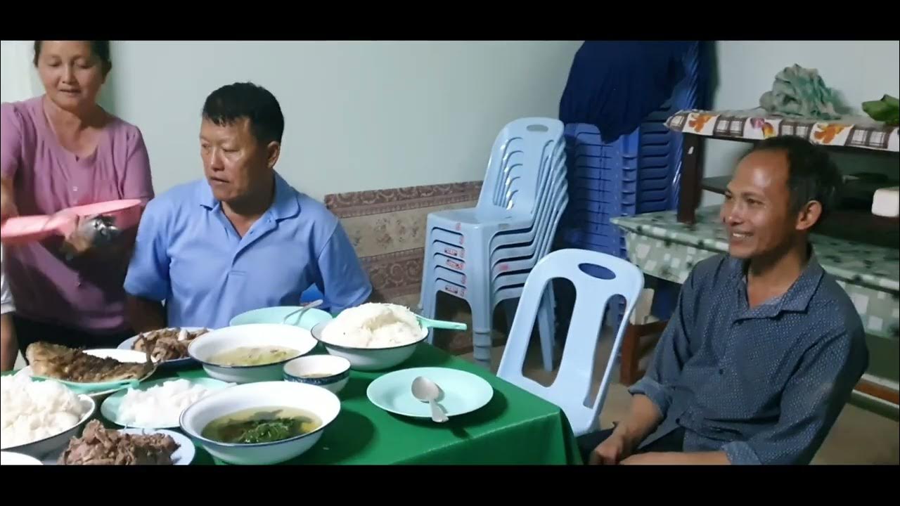 peb cov niam txiv tub mus xa hlob npuag thiab niam hlob nkawv mus me ka lawm nco nkawv kawg li ...