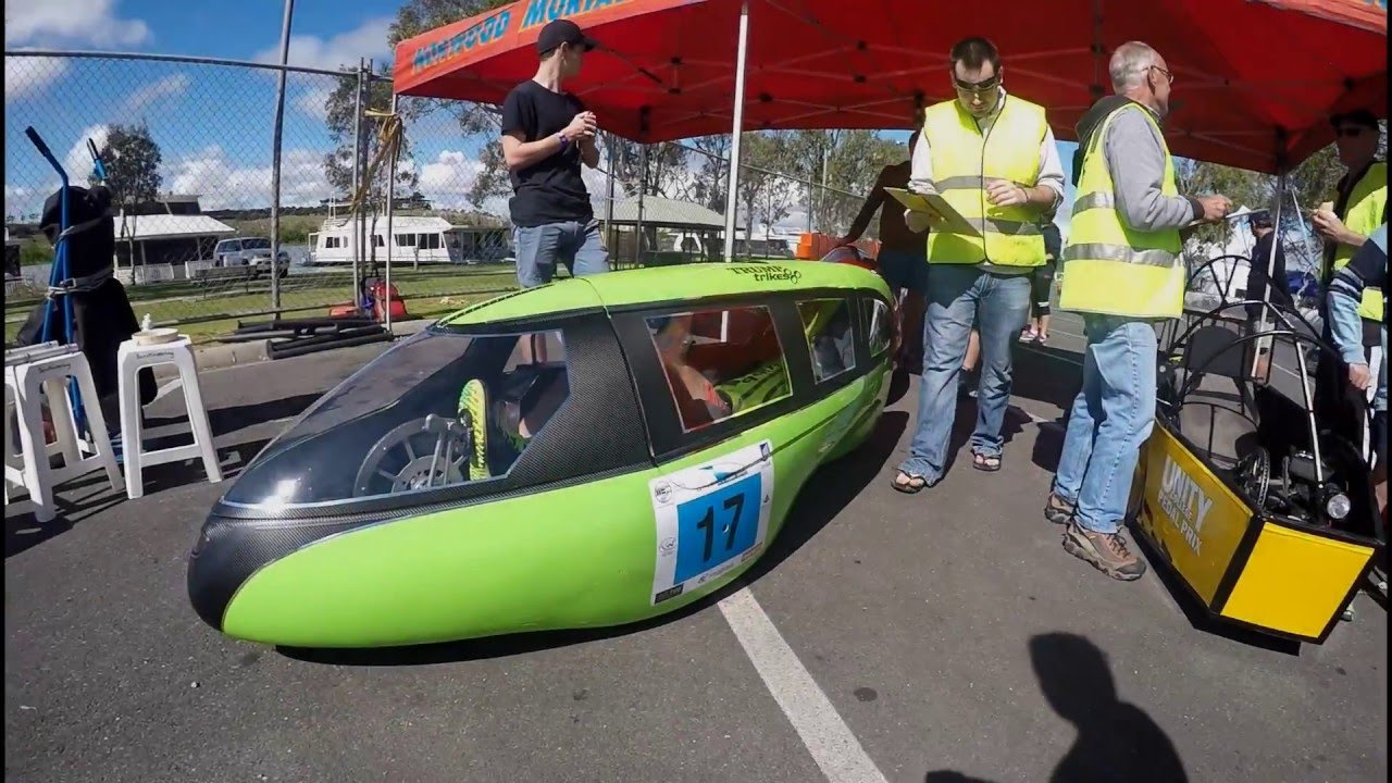 Hot Laps: Relentless Racing - Trump Trikes at Murray Bridge - YouTube