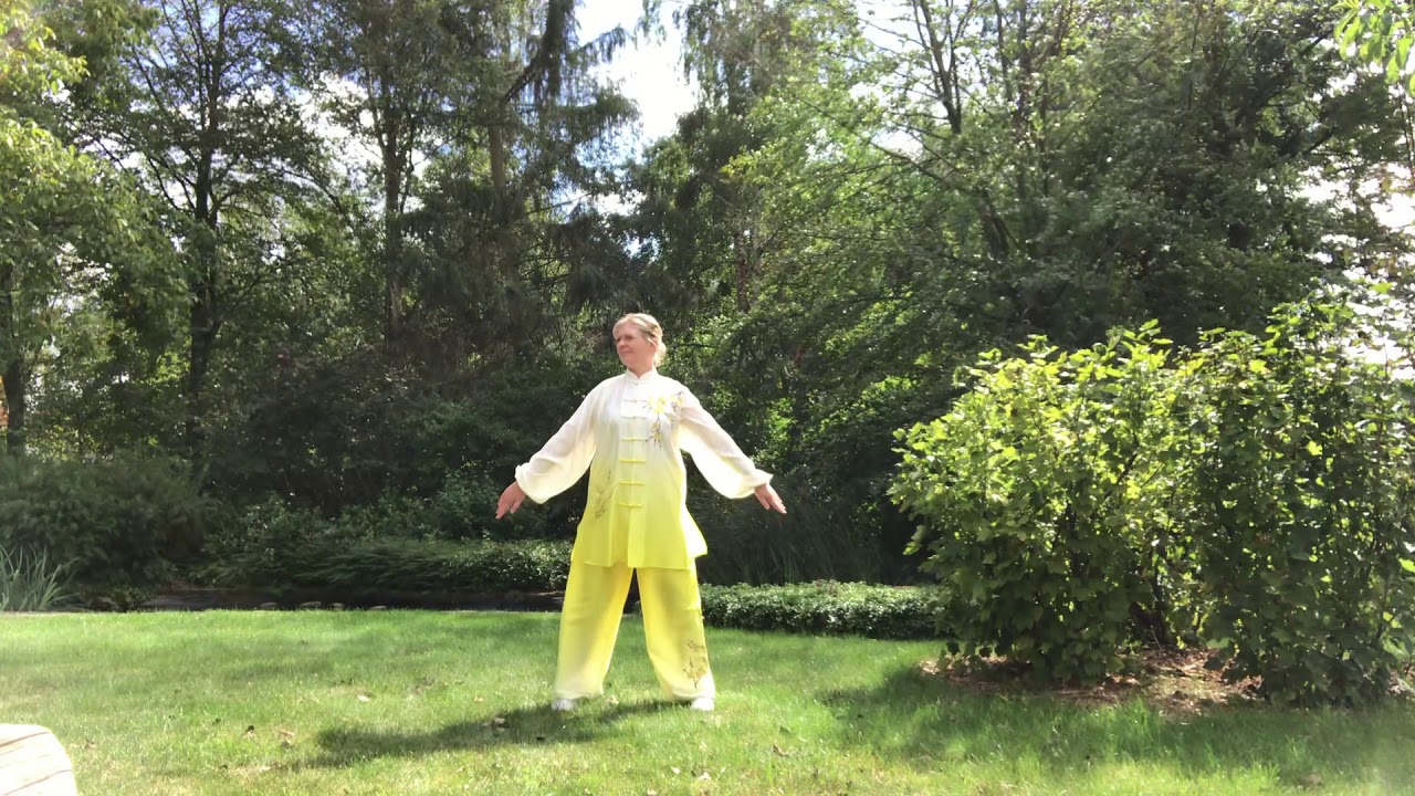 Ba Duan Jin short competition form - Yulan - YouTube