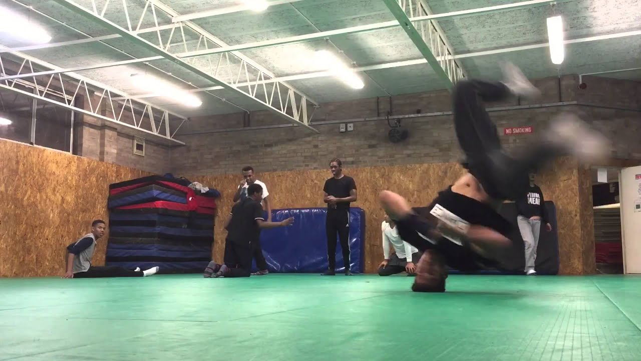 Bboy AJ-47 | Soul Mavericks | Mat Moves Monday's 6th Edition - YouTube