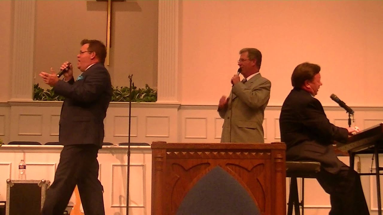 "Hallelujah Square"- New Dove Brothers w/ David Hester - YouTube