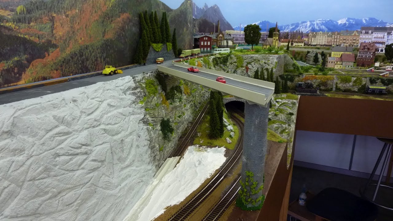 Chapter 21-Making Flexible Walls - YouTube