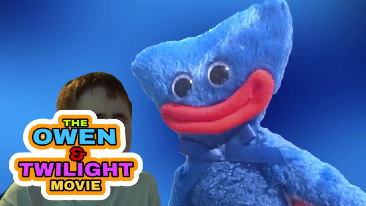 huggie wuggies song the owen and twilight movie offical video - YouTube