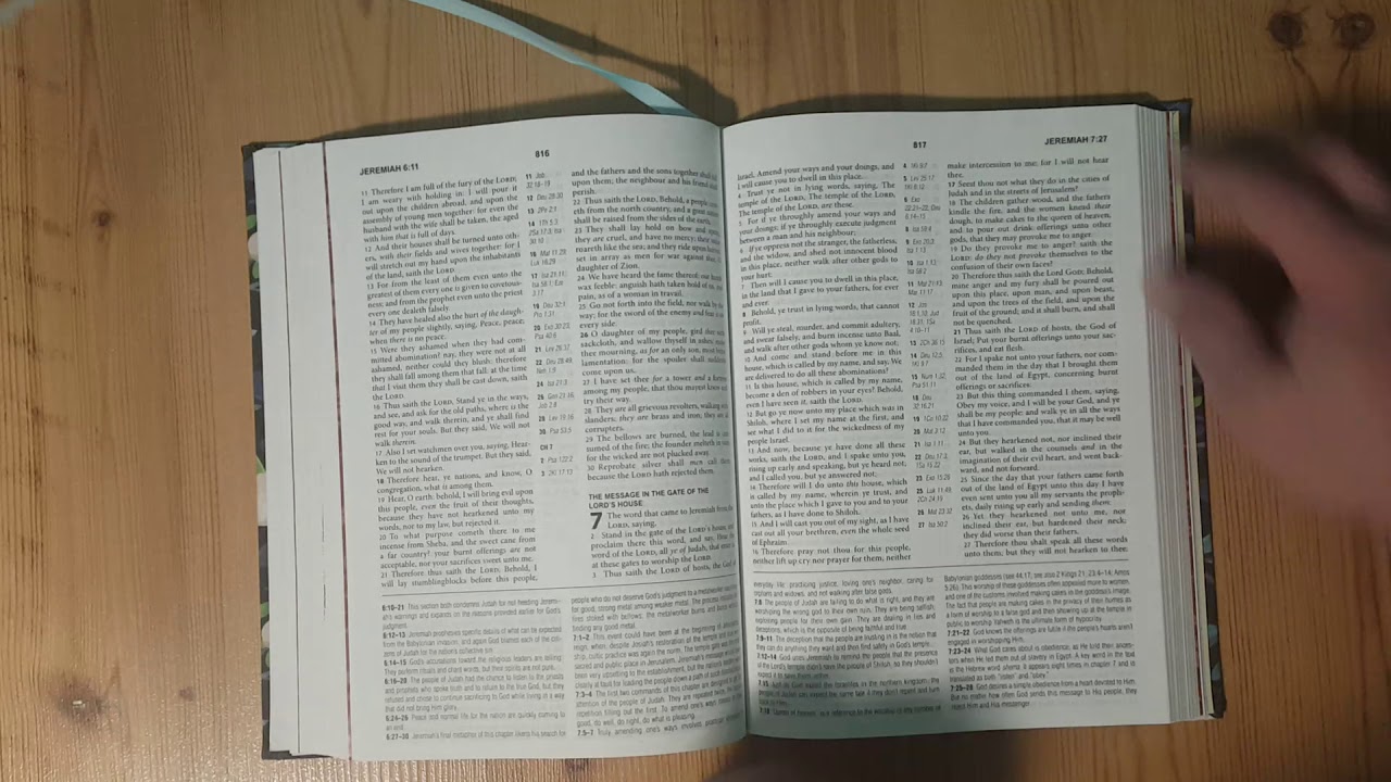 The KJV Cross Reference Study Bible Review - YouTube