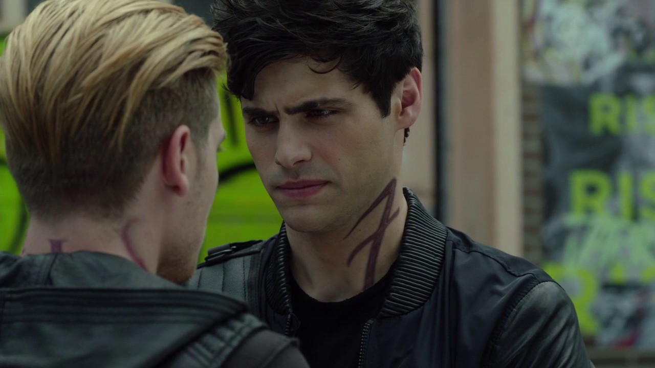 Shadowhunters -Alec Lightwood - I'll stand by you(Jace) - YouTube