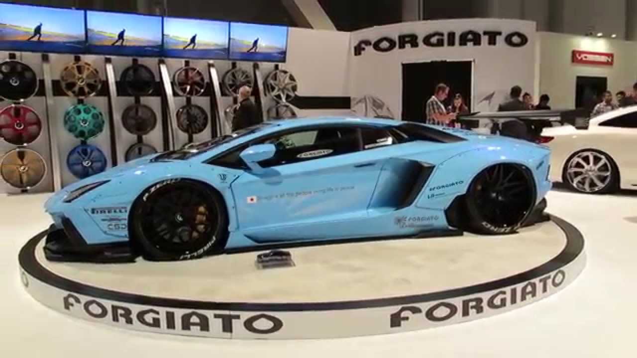 Liberty Walk Lamborghini Aventador at the 2014 SEMA Show - YouTube