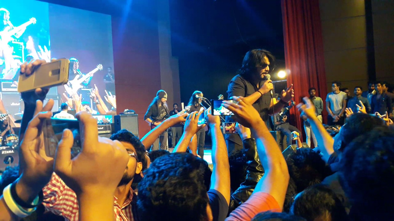 Warfaze live concert North South University (Pharma Fest 2017) - YouTube