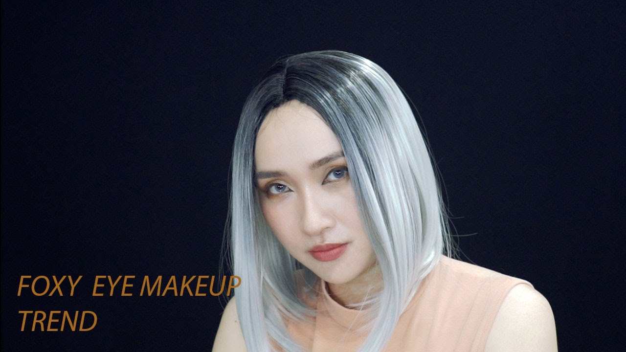 Foxy eye makeup trend. Do you try it ? - YouTube