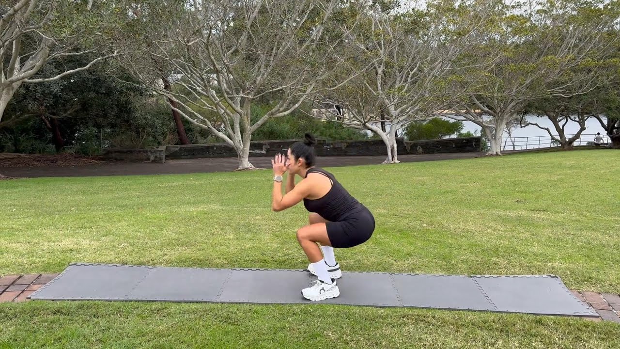 180 Squat Jumps - YouTube