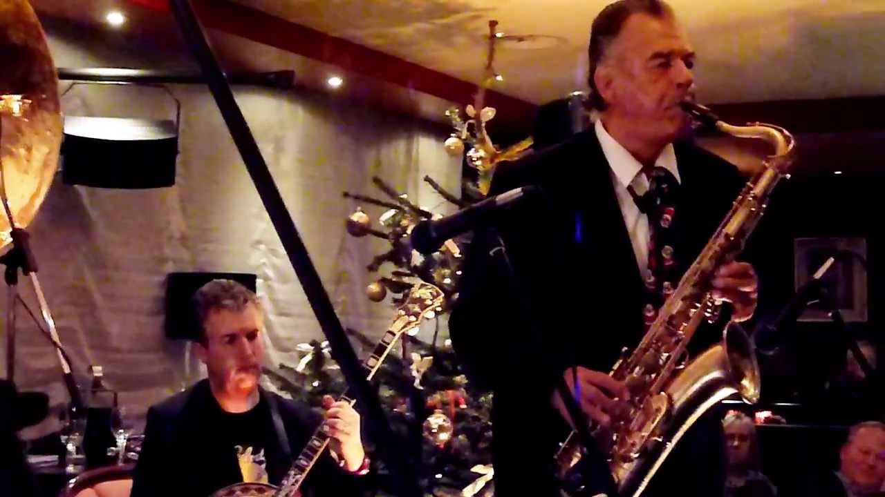 The TOP 7 +1 play "Lady Be Good" - YouTube