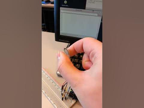 Arduino and Flexiforce pressure sensor 25 lbs - YouTube