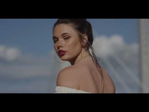 Model Modelbook Showreel Videosedcard  Mia Schubert by Winston White Clothing Brand Fashion