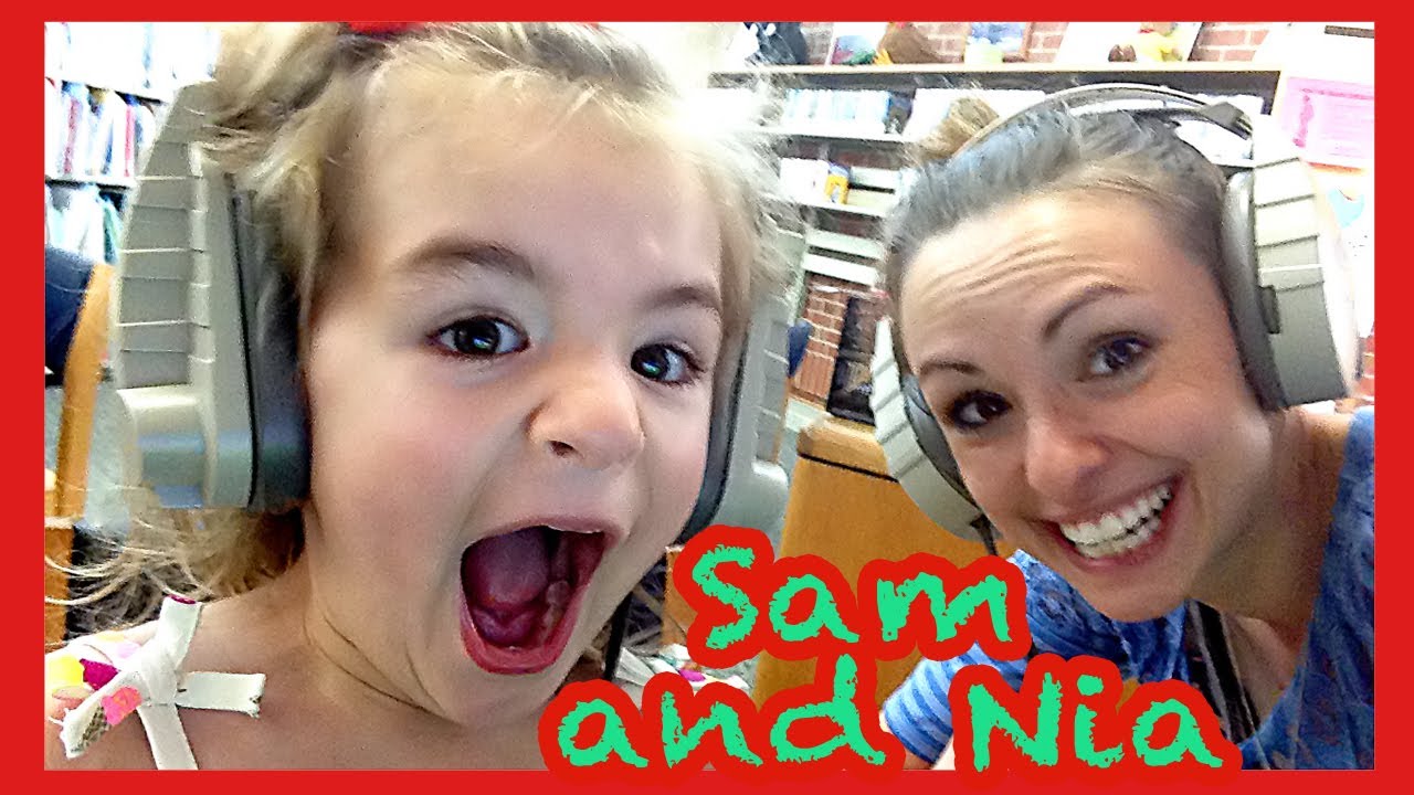 Sam and Nia; Girls vs. Boys Day. | Sam & Nia - YouTube