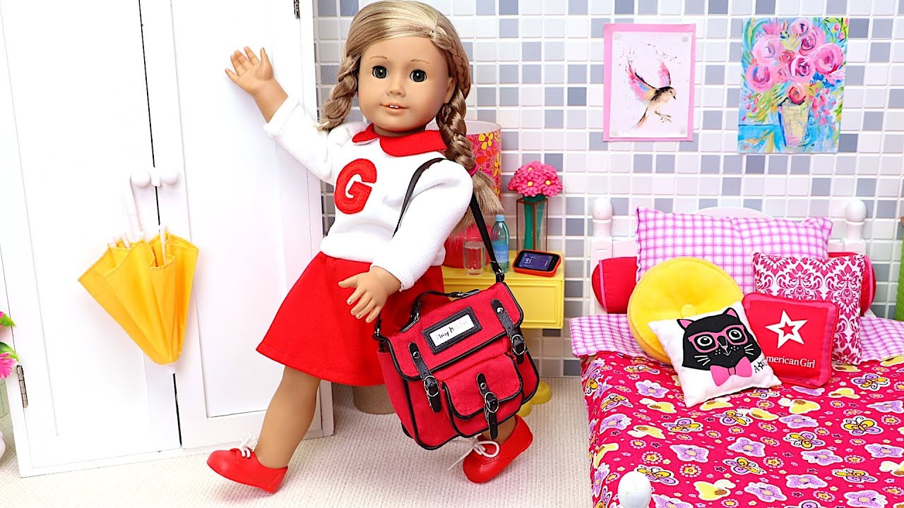 Unforgettable first day of school! PLAY DOLLS adventures - YouTube